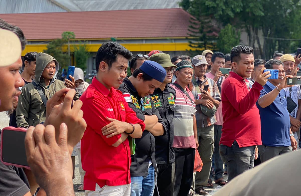 Tanggal 20 Juni 2024 Masyarakat Indragiri Hulu Jalan Kaki ke Istana Negara - Siletperistiwa.com