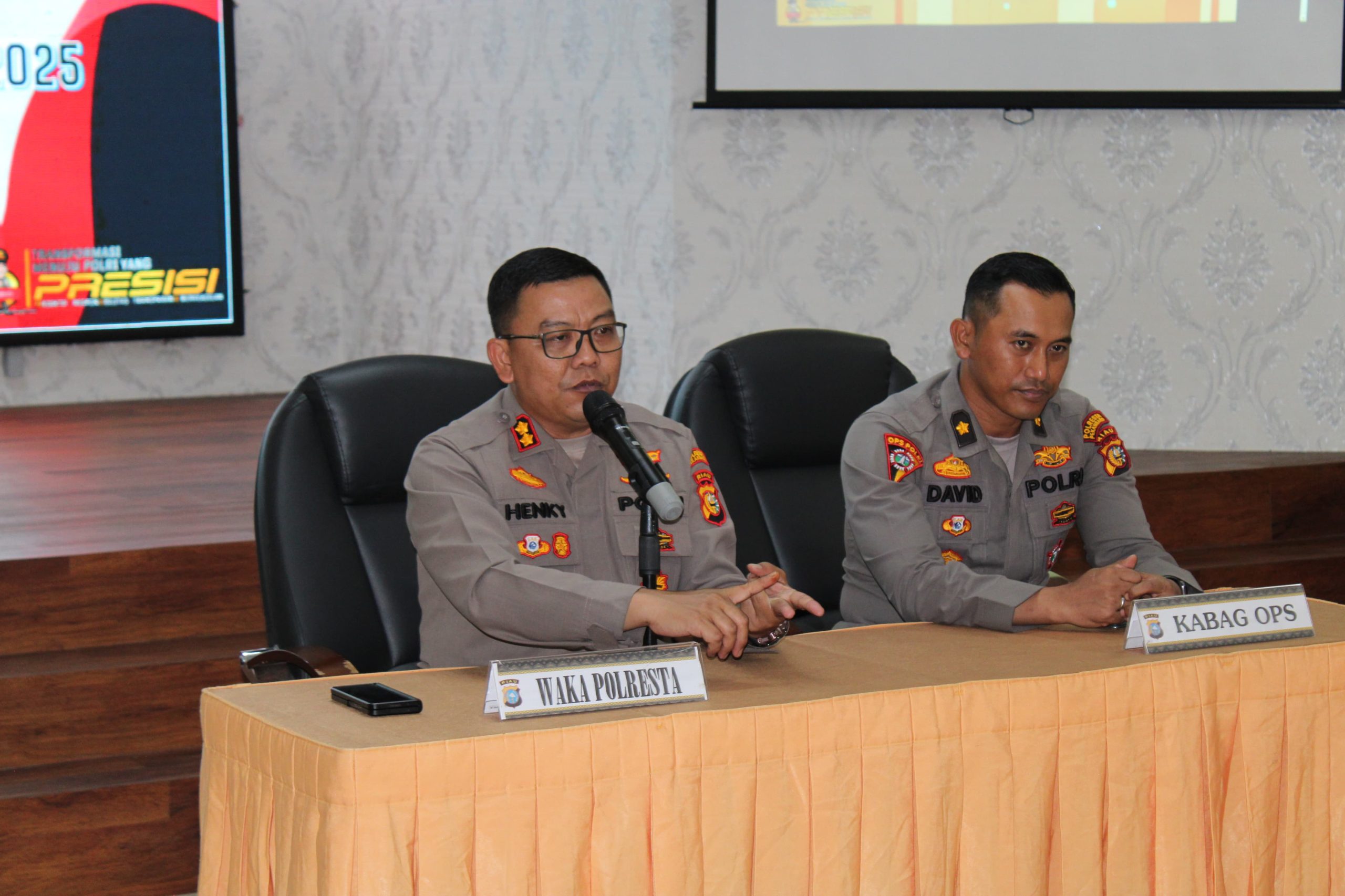 Latihan Pra Operasi Ketupat Lancang Kuning 2025 Polresta Pekanbaru: Persiapan Pengamanan Idul ...